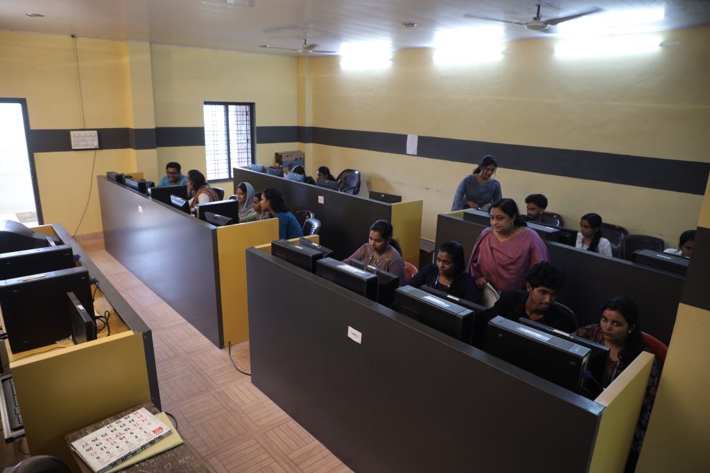 COMPUTER LAB – St. Cyril's College